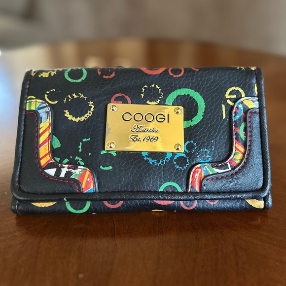 COOGI | Bags | Vintage Coogi Trifold Wallet | Poshmark